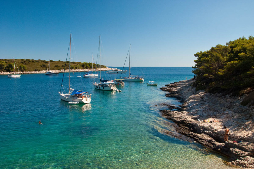 Pakleni Islands - Inside the Archipelago
